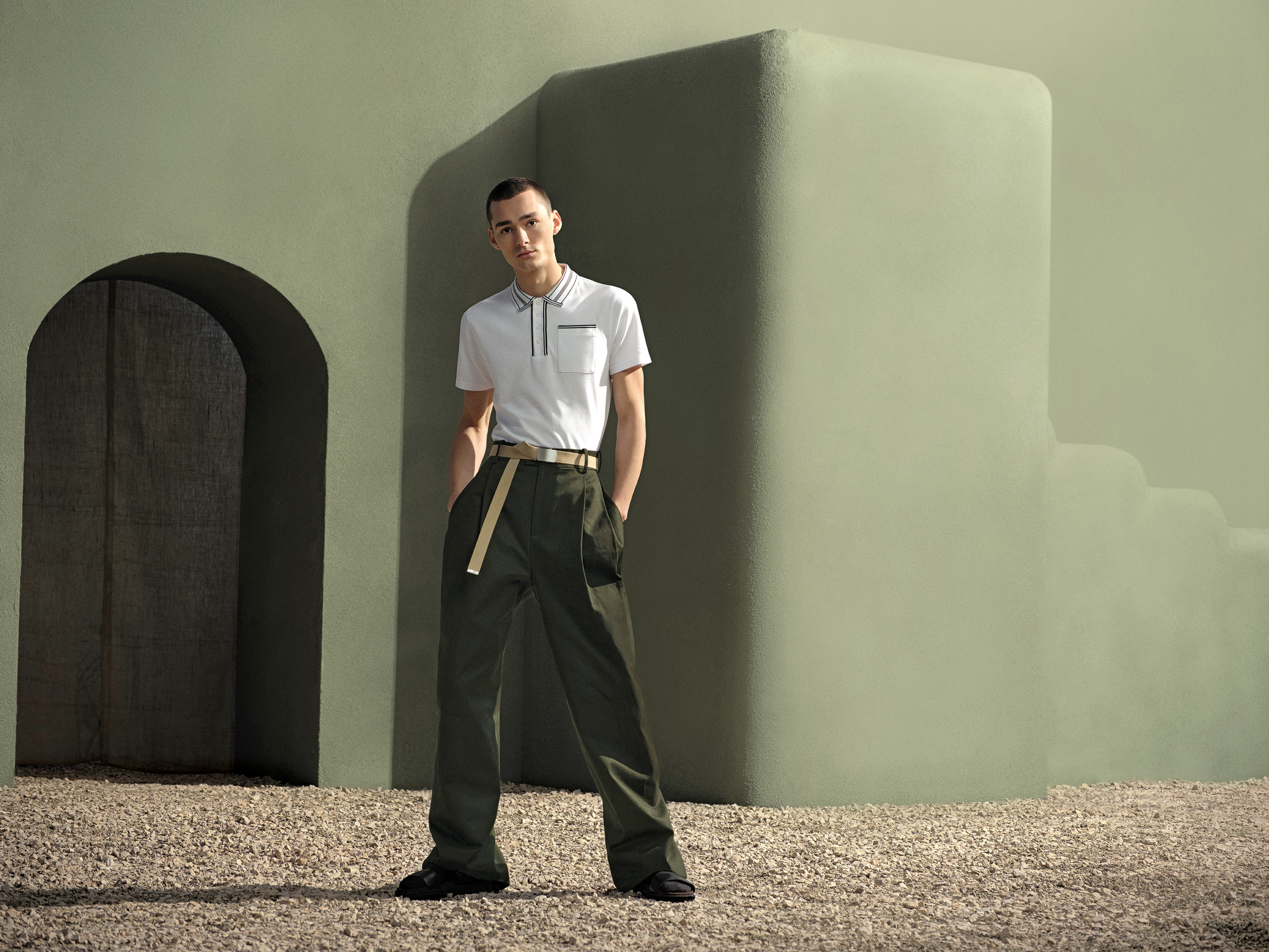 G2000 New Collection ชุดทำงานฟังก์ชั่นครบ เน้นความสบายในการสวมใส่