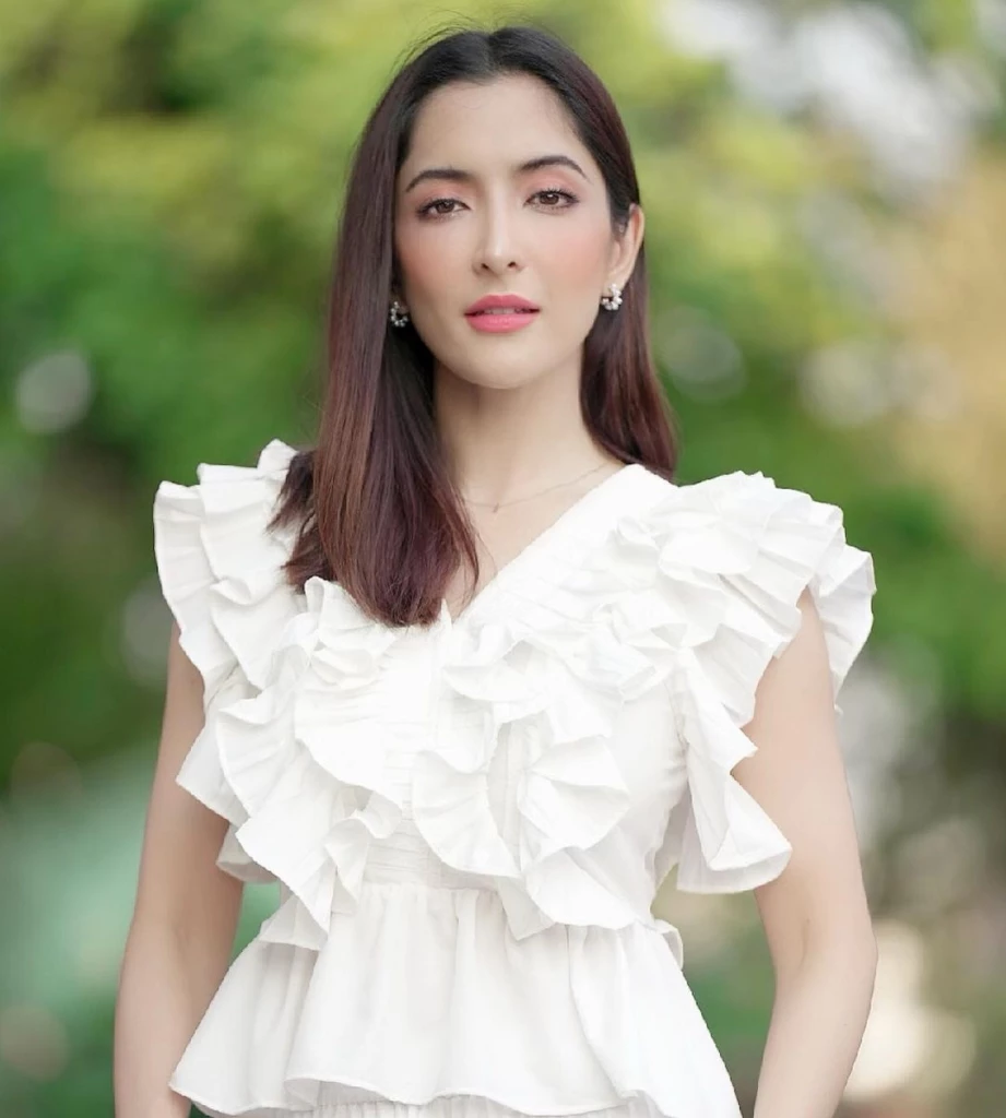 เพจดังชี้ พิ้งกี้ สาวิกา น่าสงสาร อยู่ทาวน์เฮ้าส์เก่าๆ ก่อนเผยสาเหตุไม่รวย