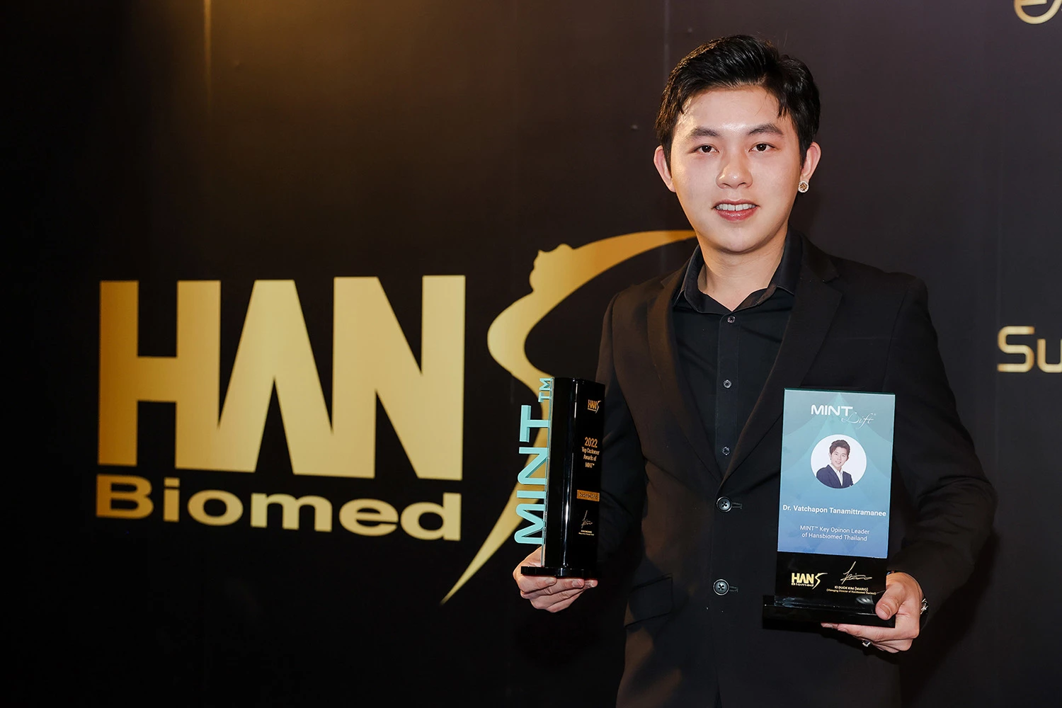 หมอเมฆ-หมอแอร์ เจ้าของฉายา หมอของดารา คว้ารางวัลจาก Hans Biomed Thailand