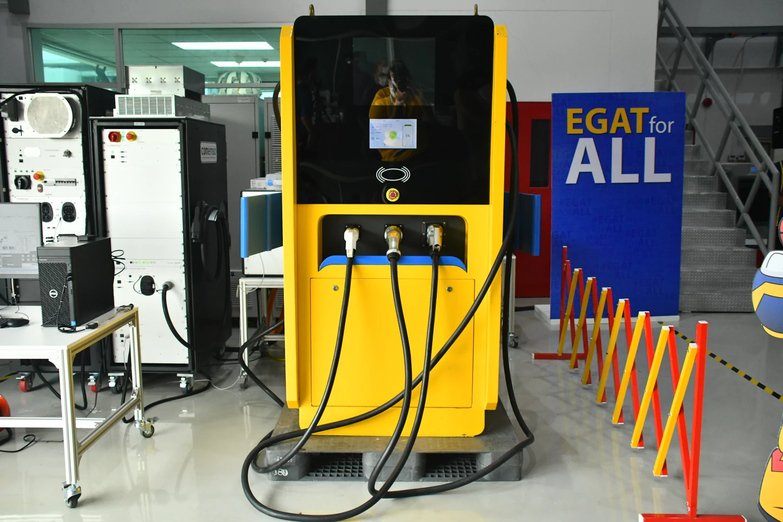 PTEC โชว์ความพร้อม รองรับ EV ศูนย์ตรวจอุปกรณ์อิเล็กทรอนิกส์ มาตรฐานระดับโลก