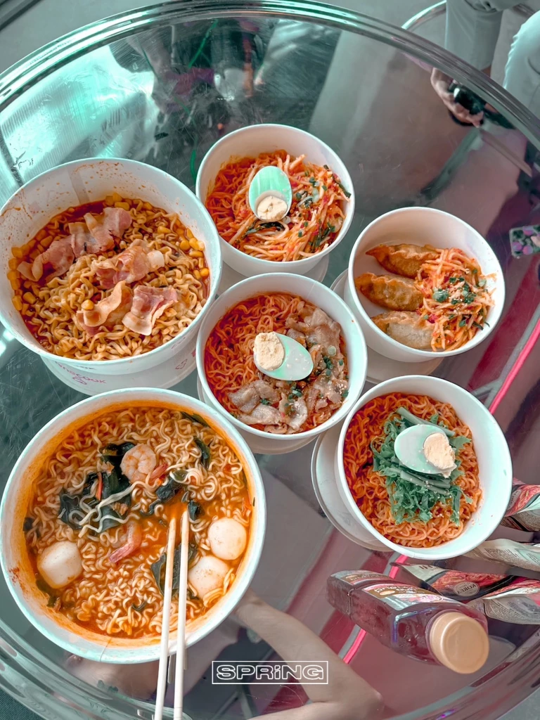 Boggle Boggle K-Ramyun ป๊อปอัพสโตร์รามยอน ส่งตรงจากเกาหลี