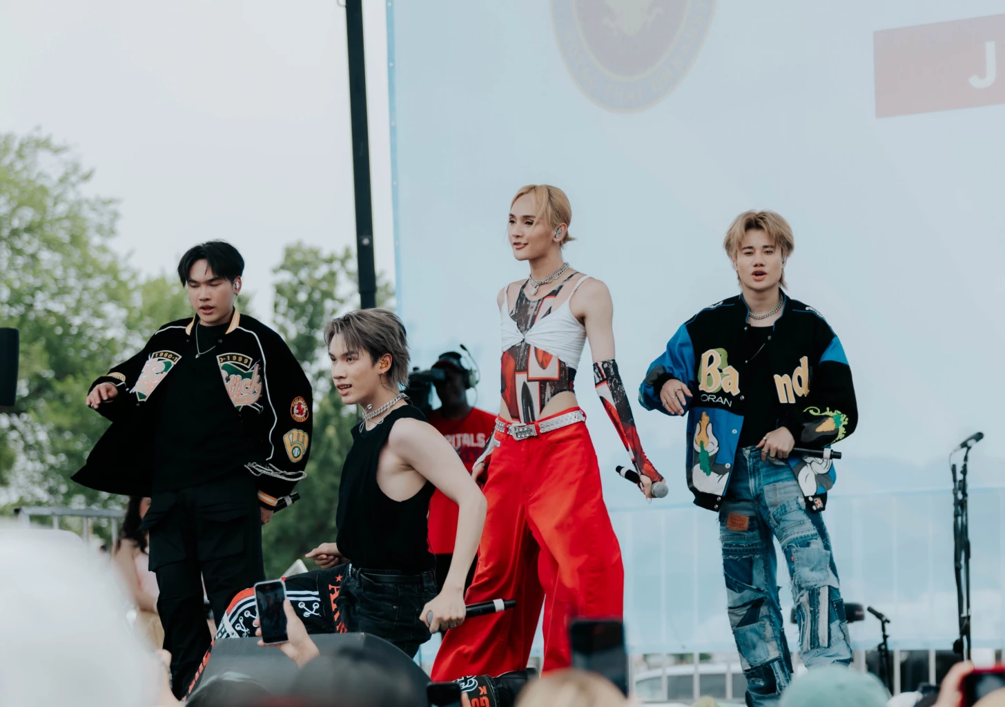 แอลลี่-4MIX ปังไม่หยุด พา T-POP โชว์กลางกรุงวอชิงตันดีซี แฟนอินเตอร์แน่นงาน