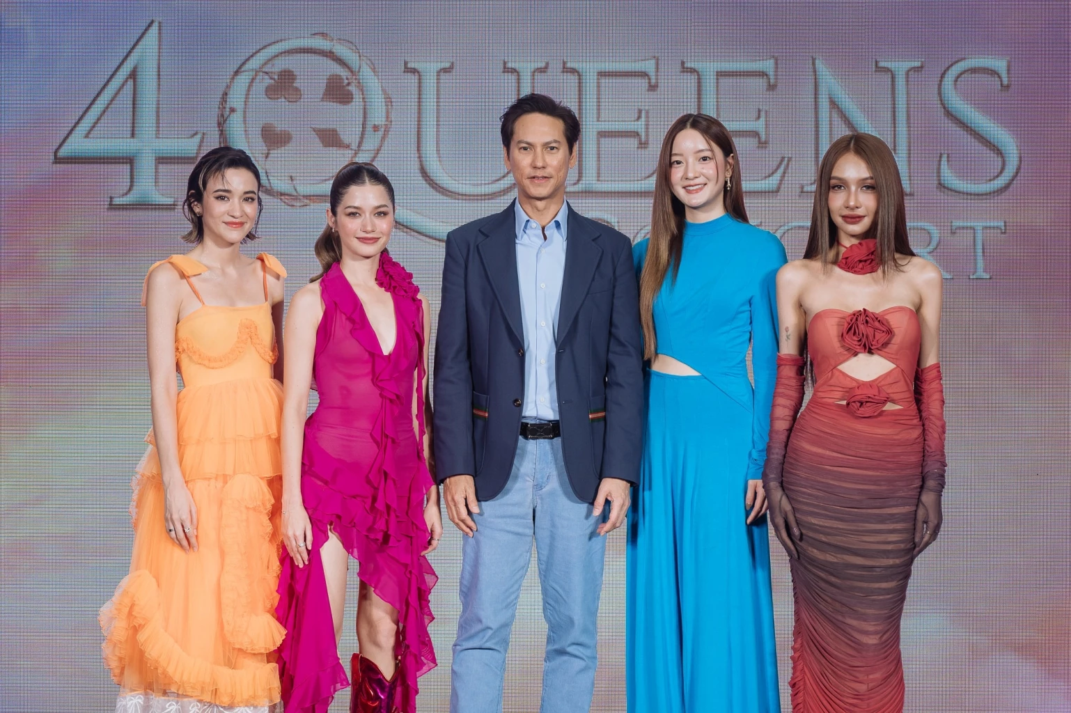 4 Queens Concert รวม 4 ตัวแม่แห่งวงการเพลง สร้างปรากฏการณ์บนเวทีครั้งใหญ่
