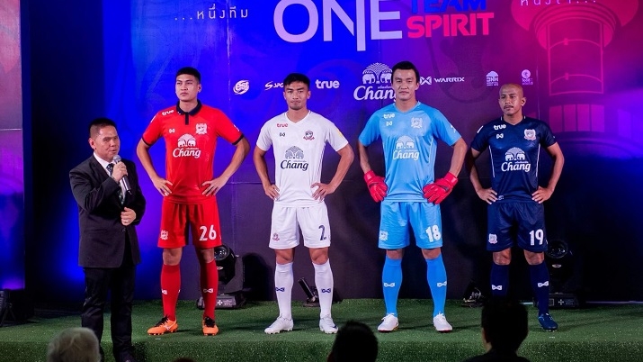 “ช้างศึกยุทธหัตถี” ยึดสโลแกน “One Team One Spirit” ลุยไทยลีก 2018 (มีคลิป)