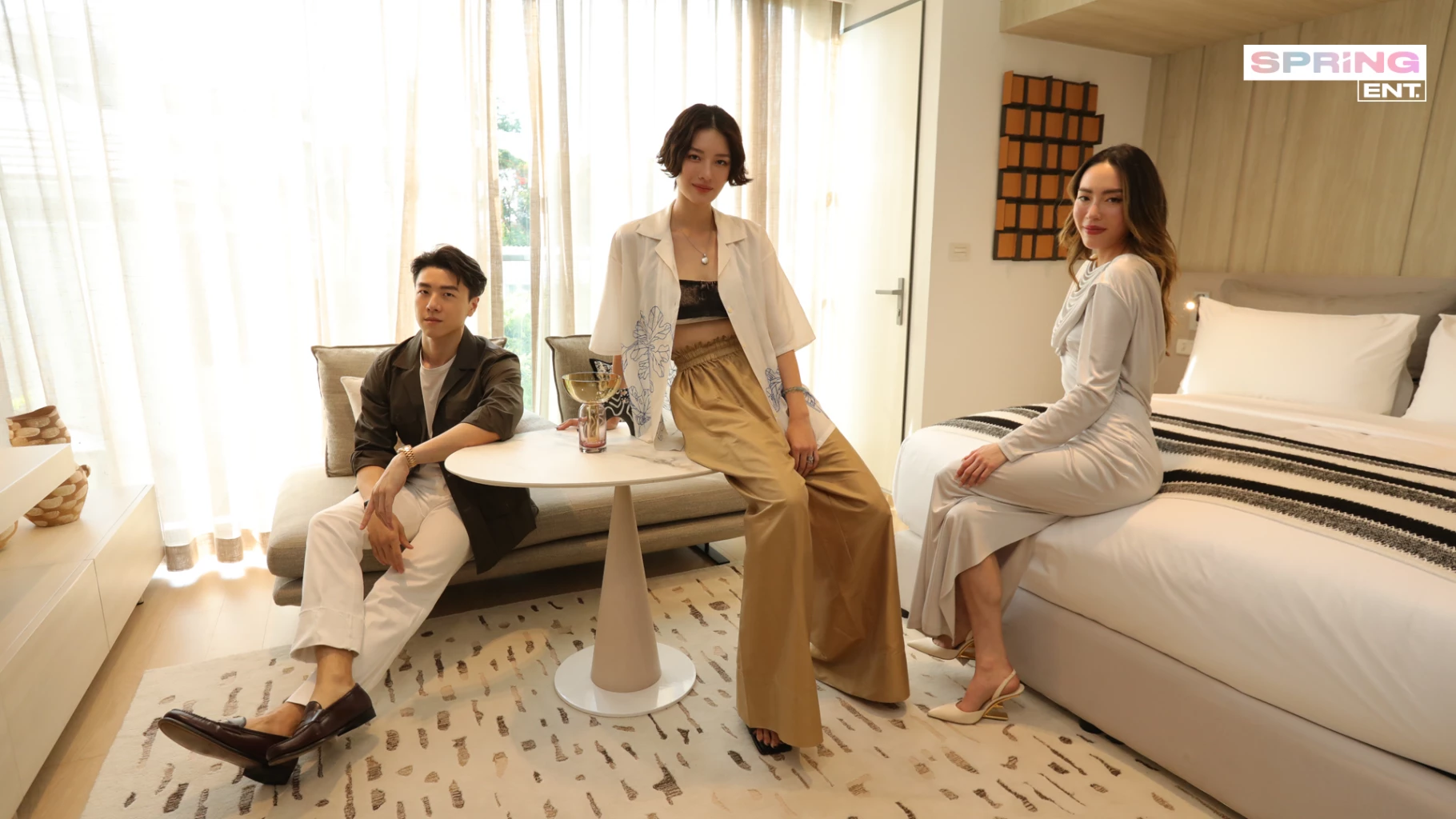 หลิน มชณต มิ้นท์ ภัทรศยา เชา ชวลิต ร่วมฉลองเปิดตัว SCOPE Promsri